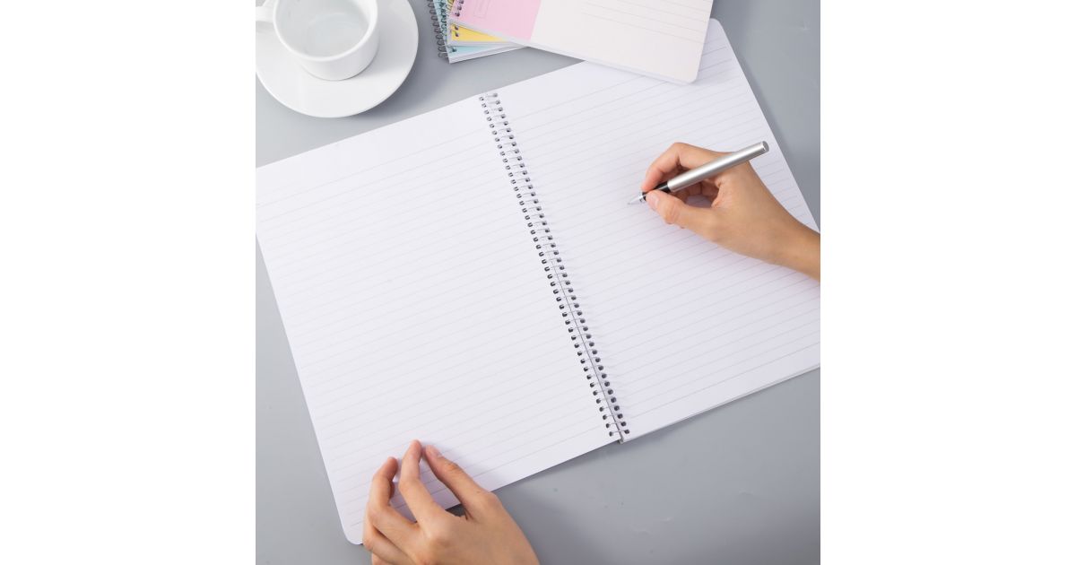 Notebook with Spring Deli A4 80 Sheets · Stationery